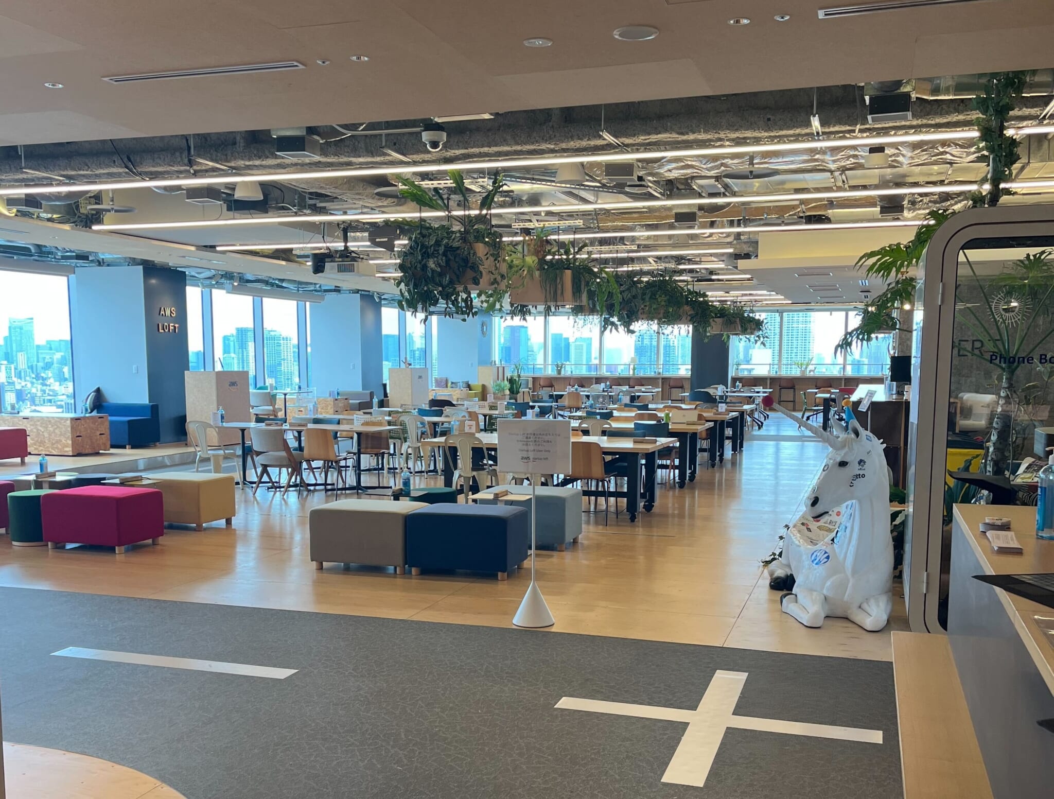 AWS Startup Loft Tokyoが2年半ぶりに再オープン！初日に行ってきました | ソフトウェア開発のギークフィード
